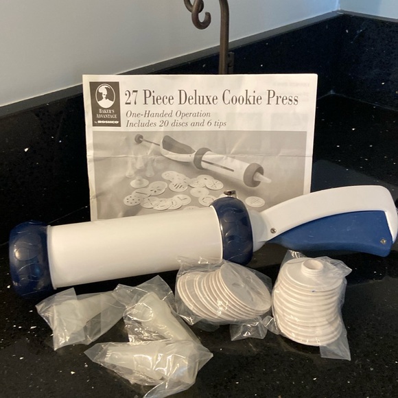 Bakers Advantage | Kitchen | Manual Bakers Deluxe Cookie Press With 2 ...
